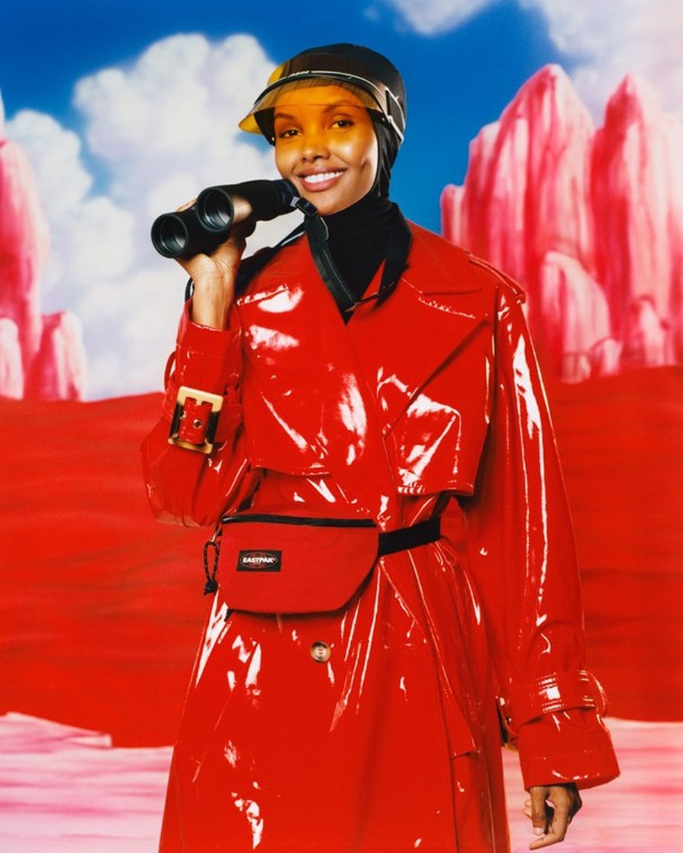 De refugiada a top model: conheça a incrível história de Halima Aden