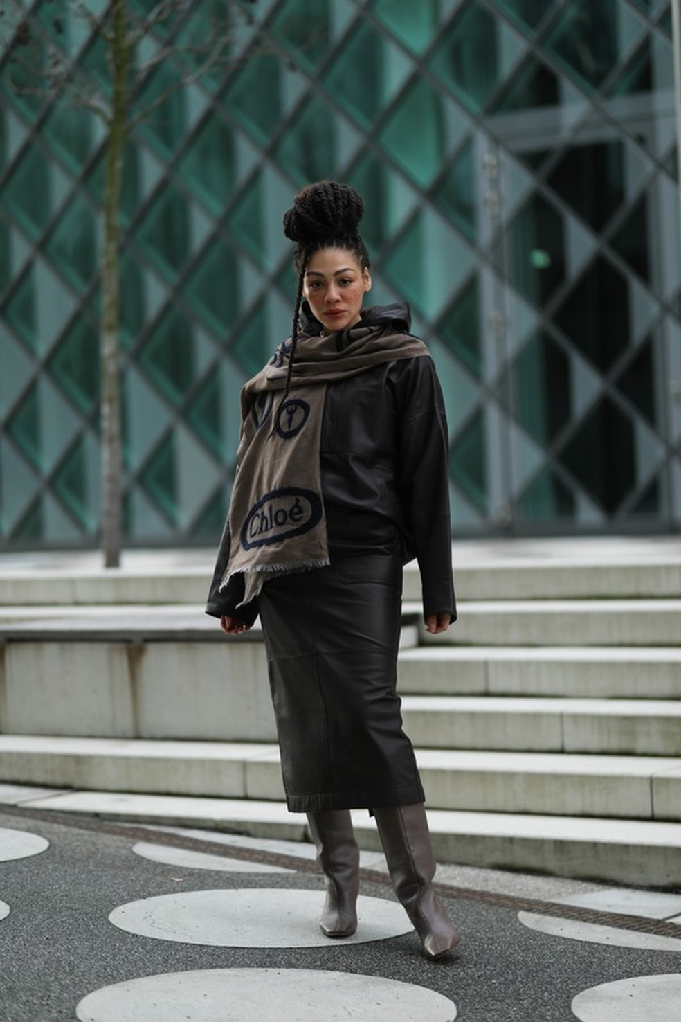 Cachecol será o seu melhor amigo no inverno. Inspire-se nestes 15 looks ...