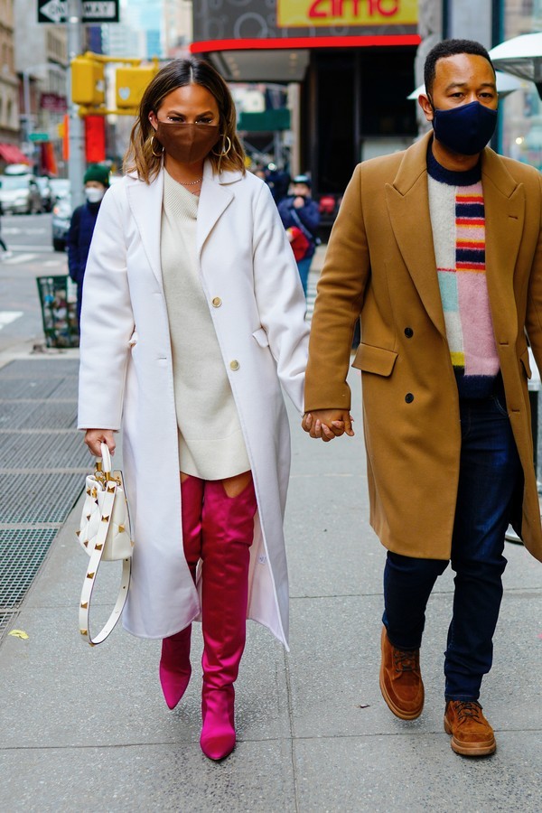 Zendaya com saia volumosa e regata da Alta-Costura, Ísis Valverde de ...