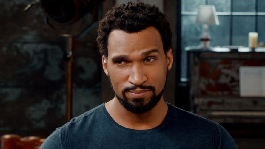 Nathan Mitchell, de Ginny & Georgia, quebra o silêncio sobre boatos de que seria uma IA: “Esse é ...