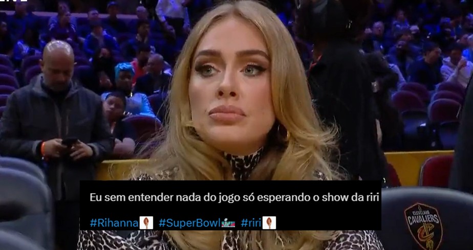 Web vai à loucura com performance de Rihanna no Super Bowl, confira ...