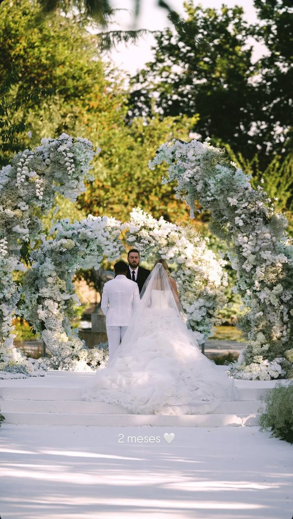 Gabriely Miranda comemora dois meses de casamento com Endrick: 'Saudades'