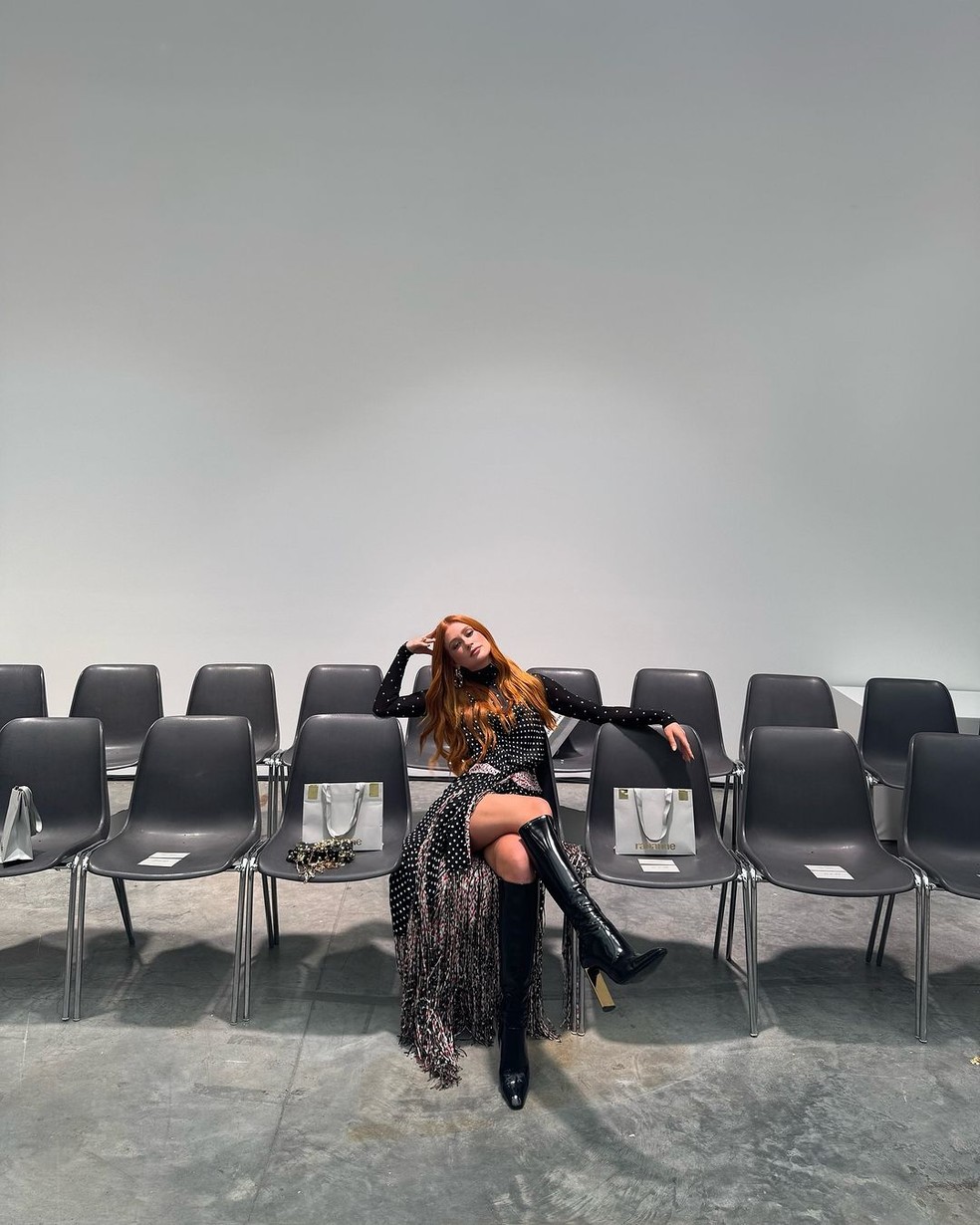 Marina Ruy Barbosa abre álbum de fotos em Paris e arranca elogios: 'Musa'