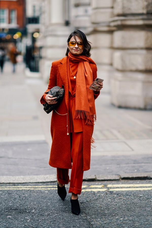 Cachecol será o seu melhor amigo no inverno. Inspire-se nestes 15 looks ...