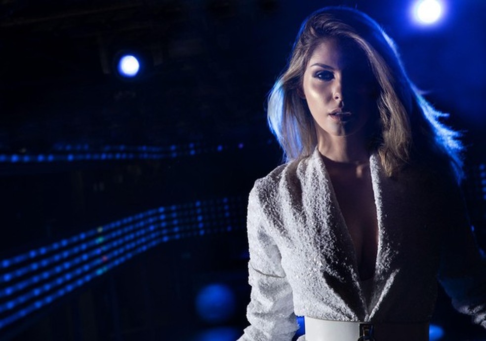 Bárbara Evans celebra 'fase calma' e novo amor: 'Chegou na minha vida ...
