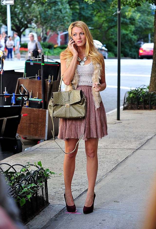 20 looks icônicos de Serena Van Der Woodsen em Gossip Girl