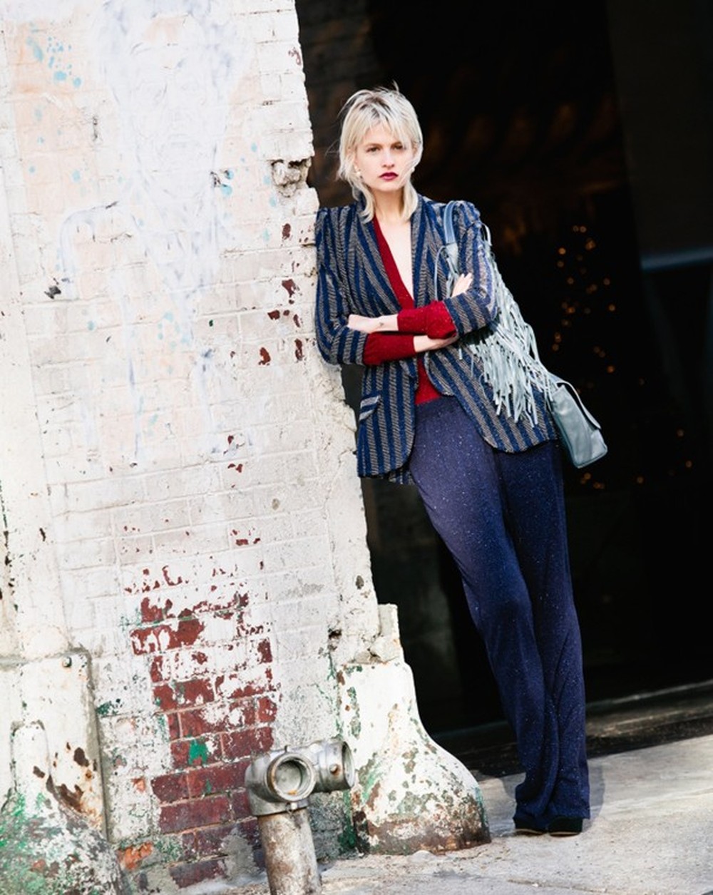 Carol Bassi clica campanha outono inverno em Nova York