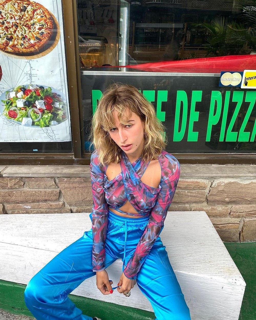 TikTok: conheça os perfis de moda que você precisa seguir já