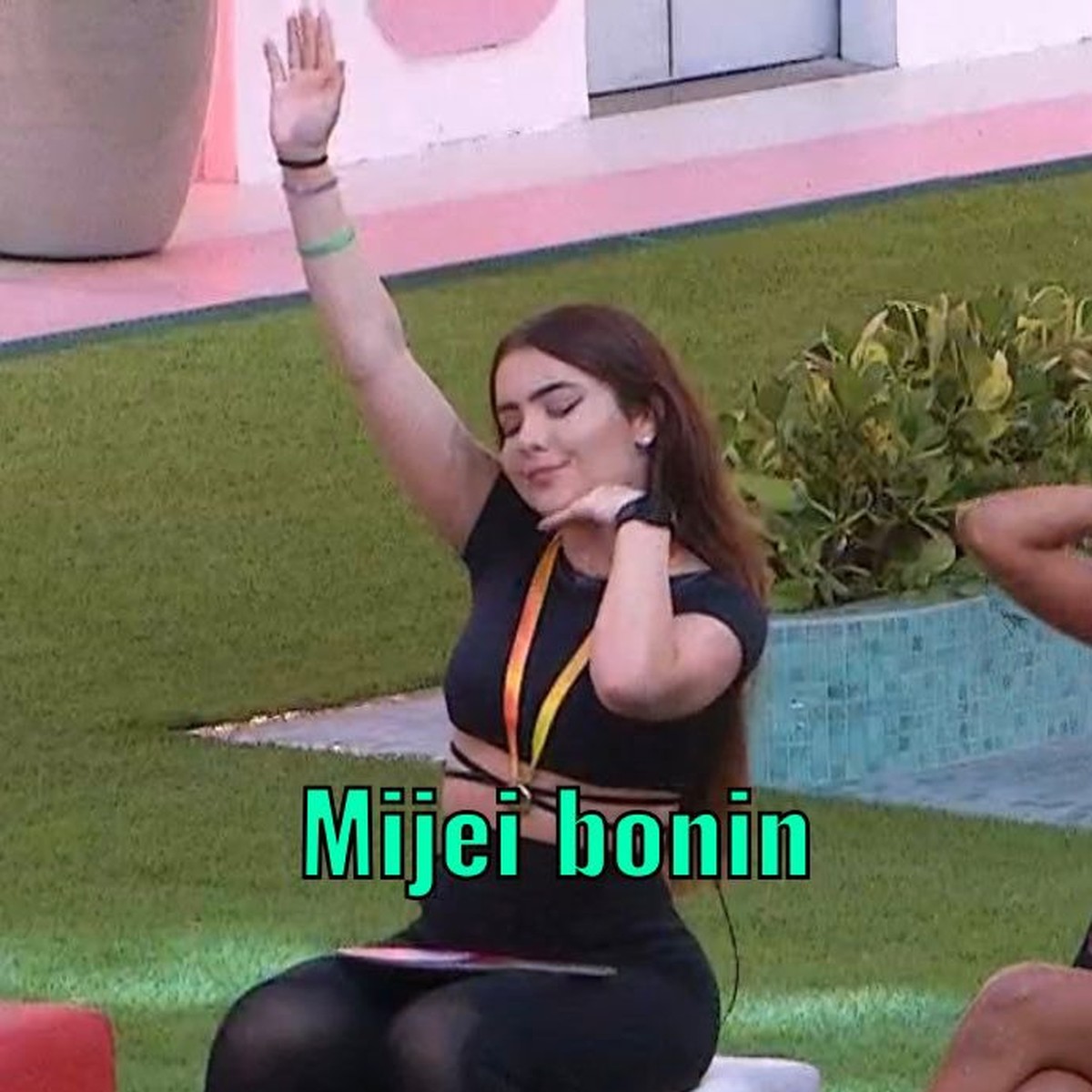 Jade Picon vira meme após fazer xixi nas calças durante prova do líder