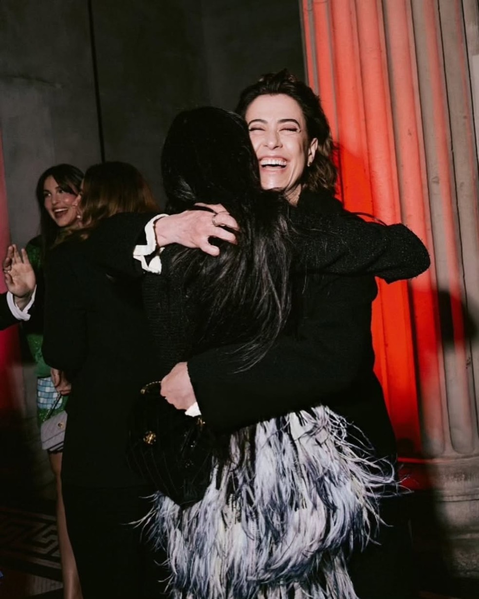Fernanda Torres elege Dior exclusivo para a cerimônia do BAFTA