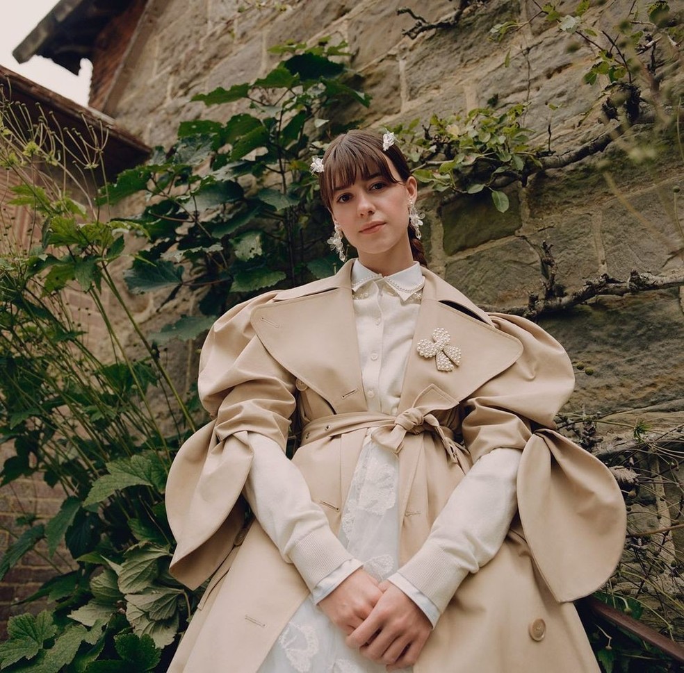 Simone Rocha X H&M: Por que, em 2021, uma collab com fast fashion ainda ...