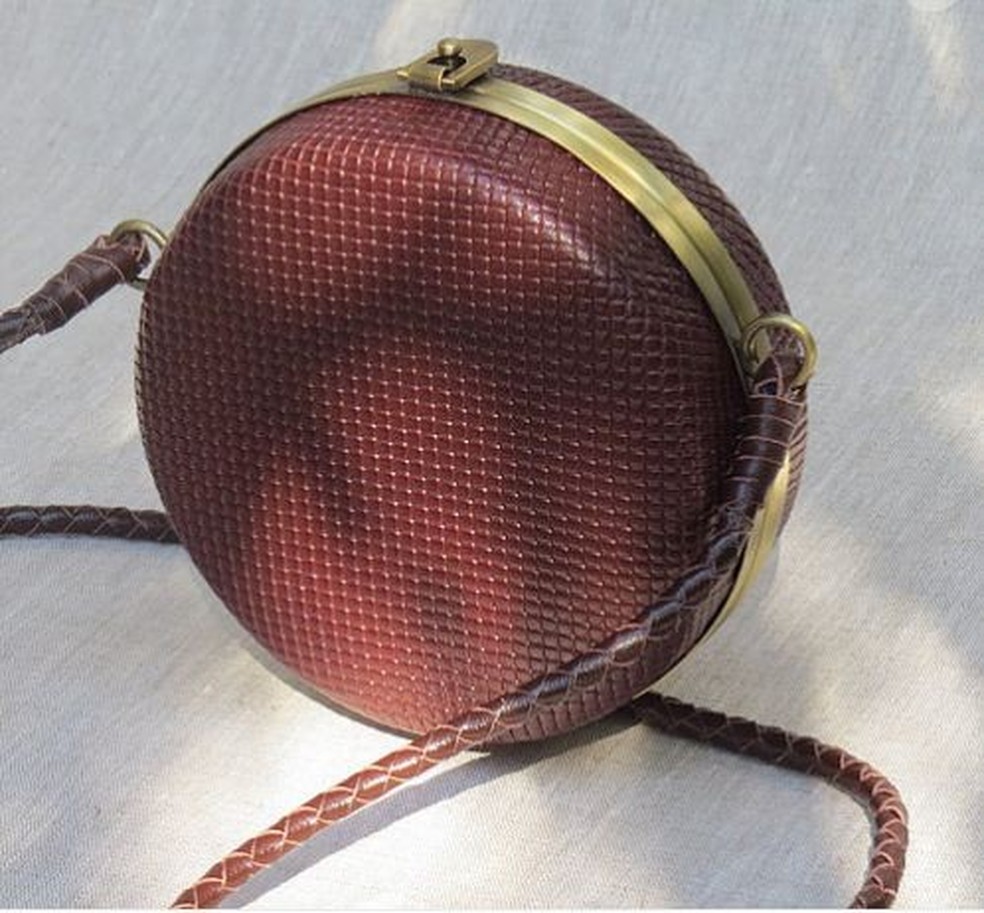 Bolsas míni são mania entre as famosas - veja como usar!