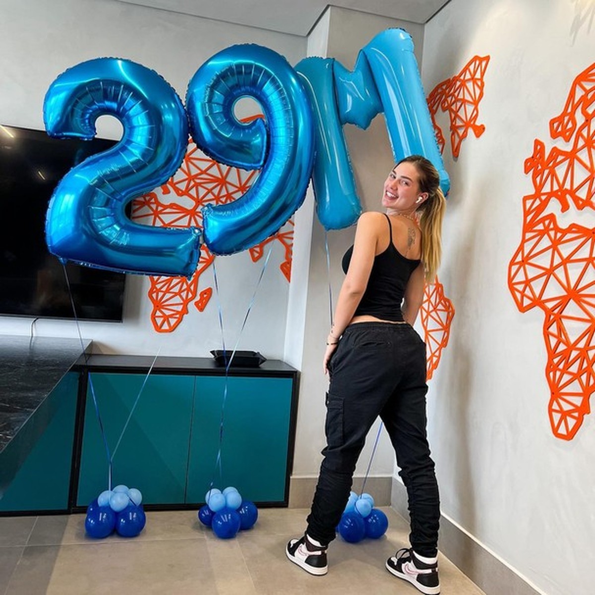 Virginia Fonseca comemora a marca de 29 milhões de seguidores