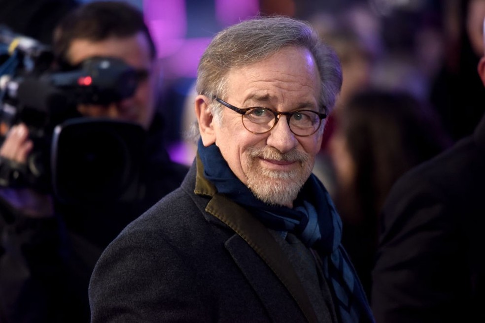 Steven Spielberg, Kevin Bacon e Larry King foram vítimas famosas de ...