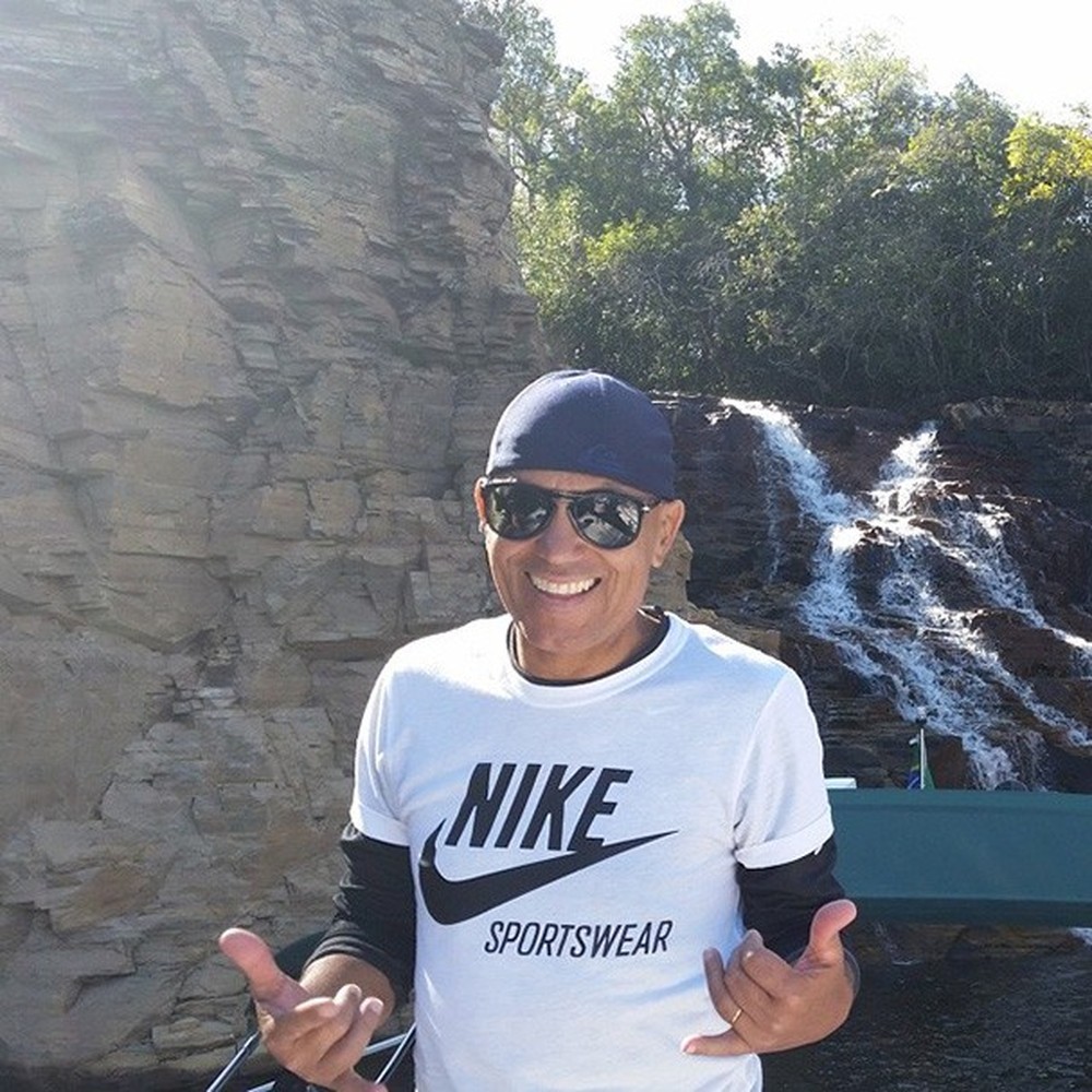 David Luiz faz homenagem ao pai no Instagram