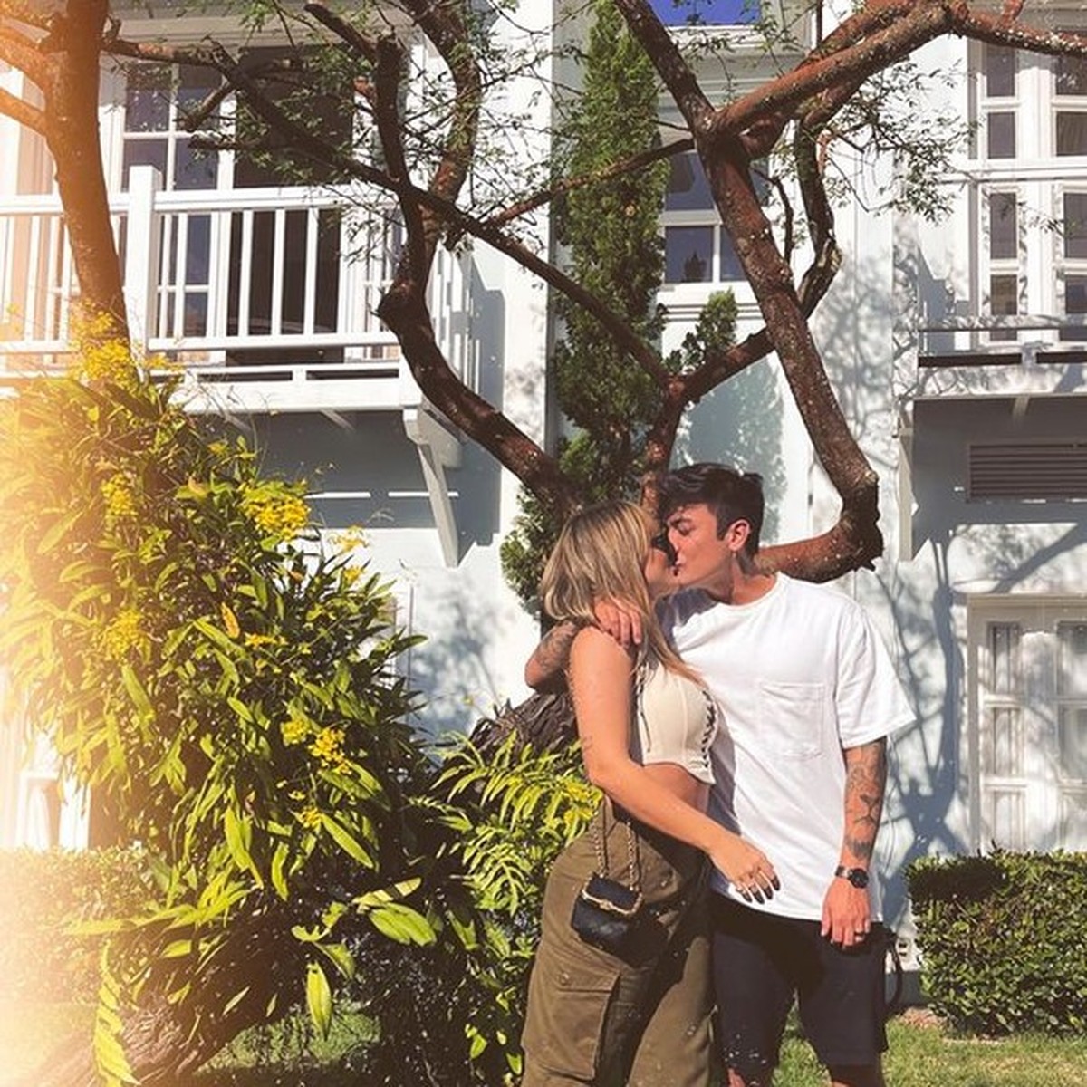 Daniel Caon se declara para Rafa Kalimann, que completa 28 anos