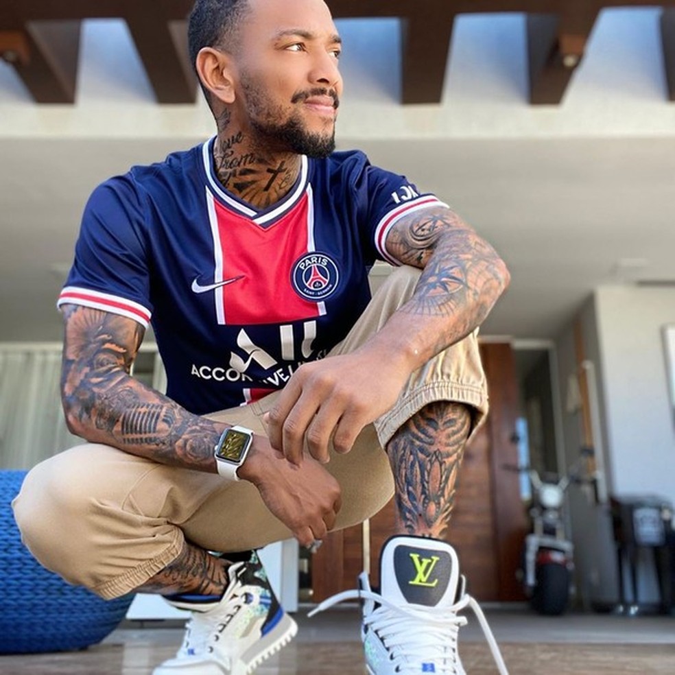 Nego do Borel posta clique antes da fama: 'Nunca posso esquecer'