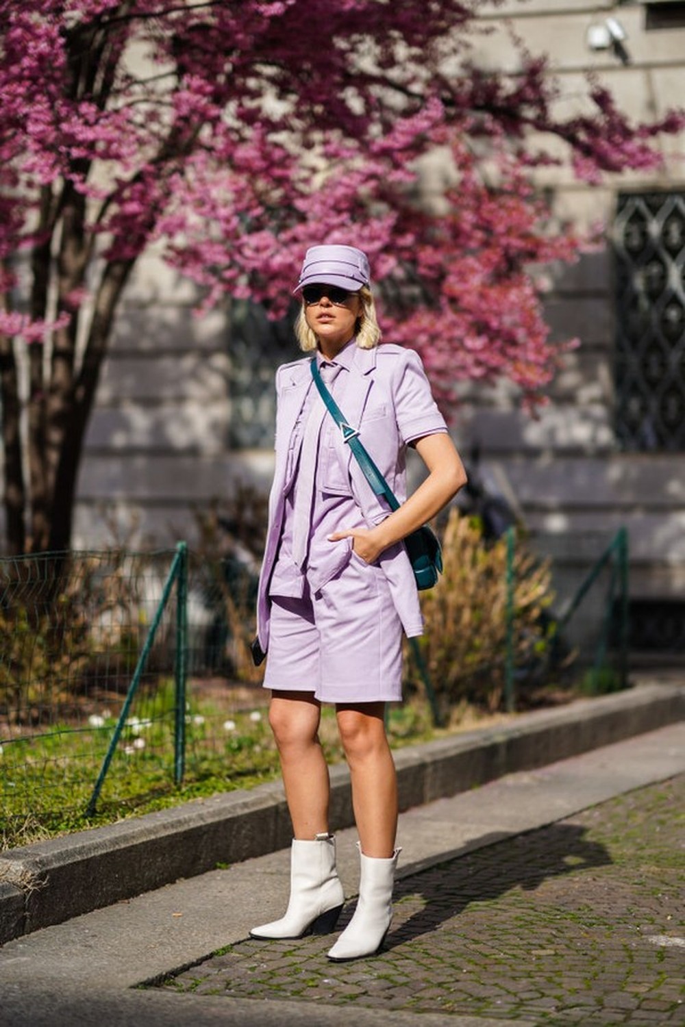 Lavanda: inspire-se nesta seleção de looks com a cor queridinha da estação