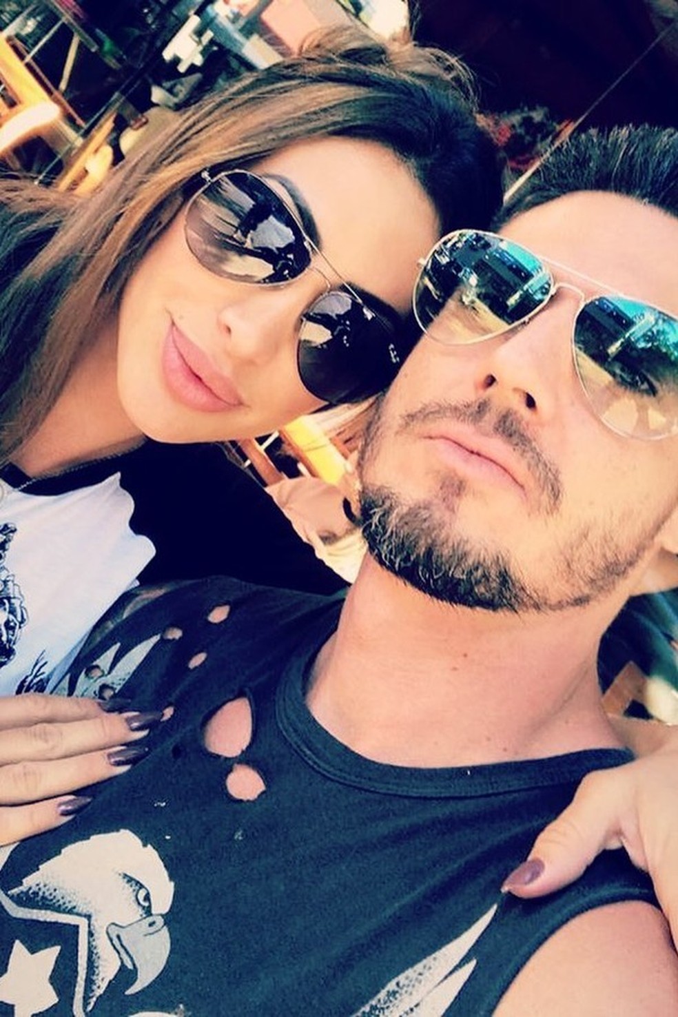 Jaque Khury posa com namorado 'delegato': 'Que homem brabo'