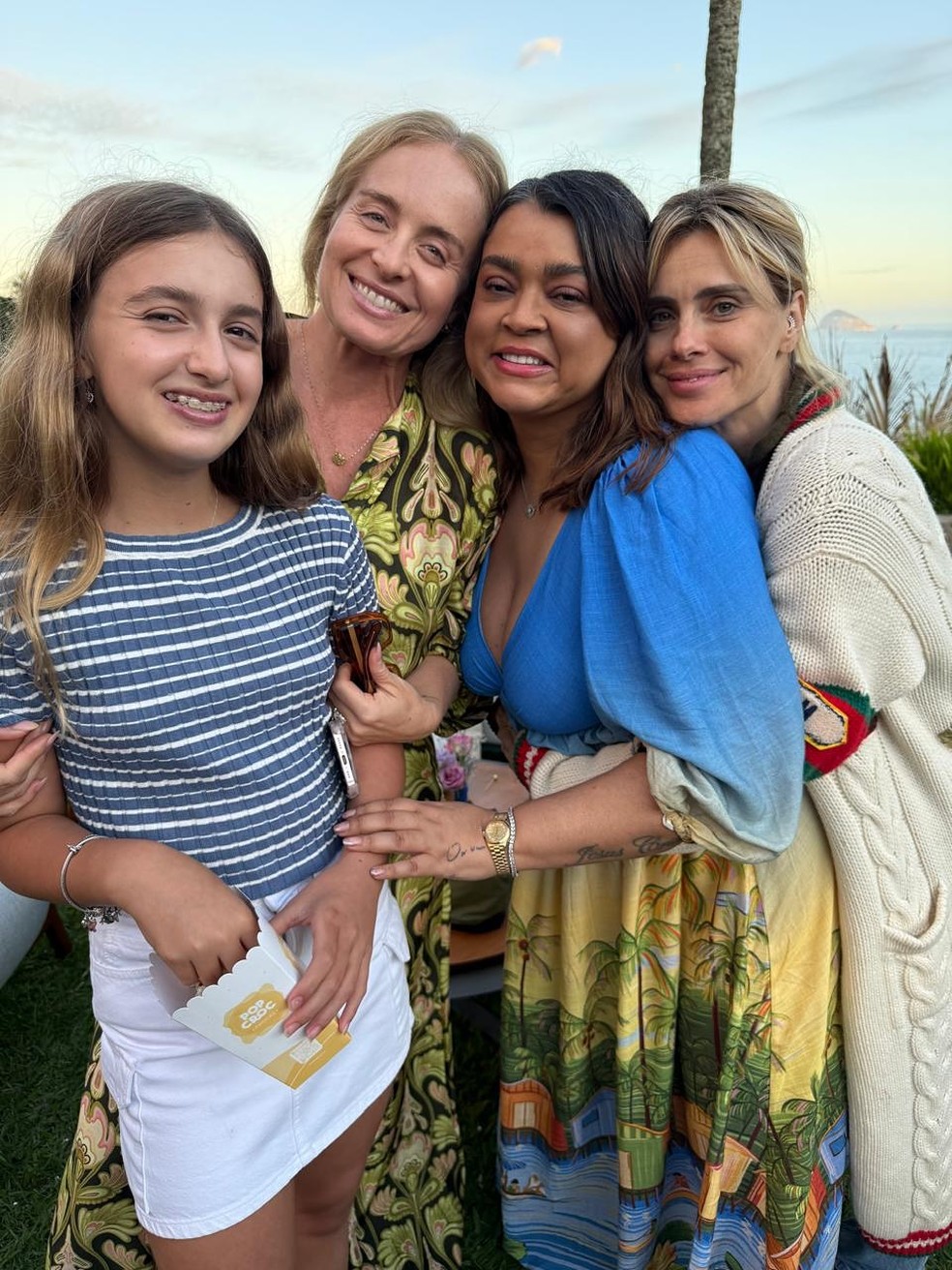 Angélica homenageia Preta Gil no dia do seu aniversário: 'Como faz falta ouvir sua risada ...