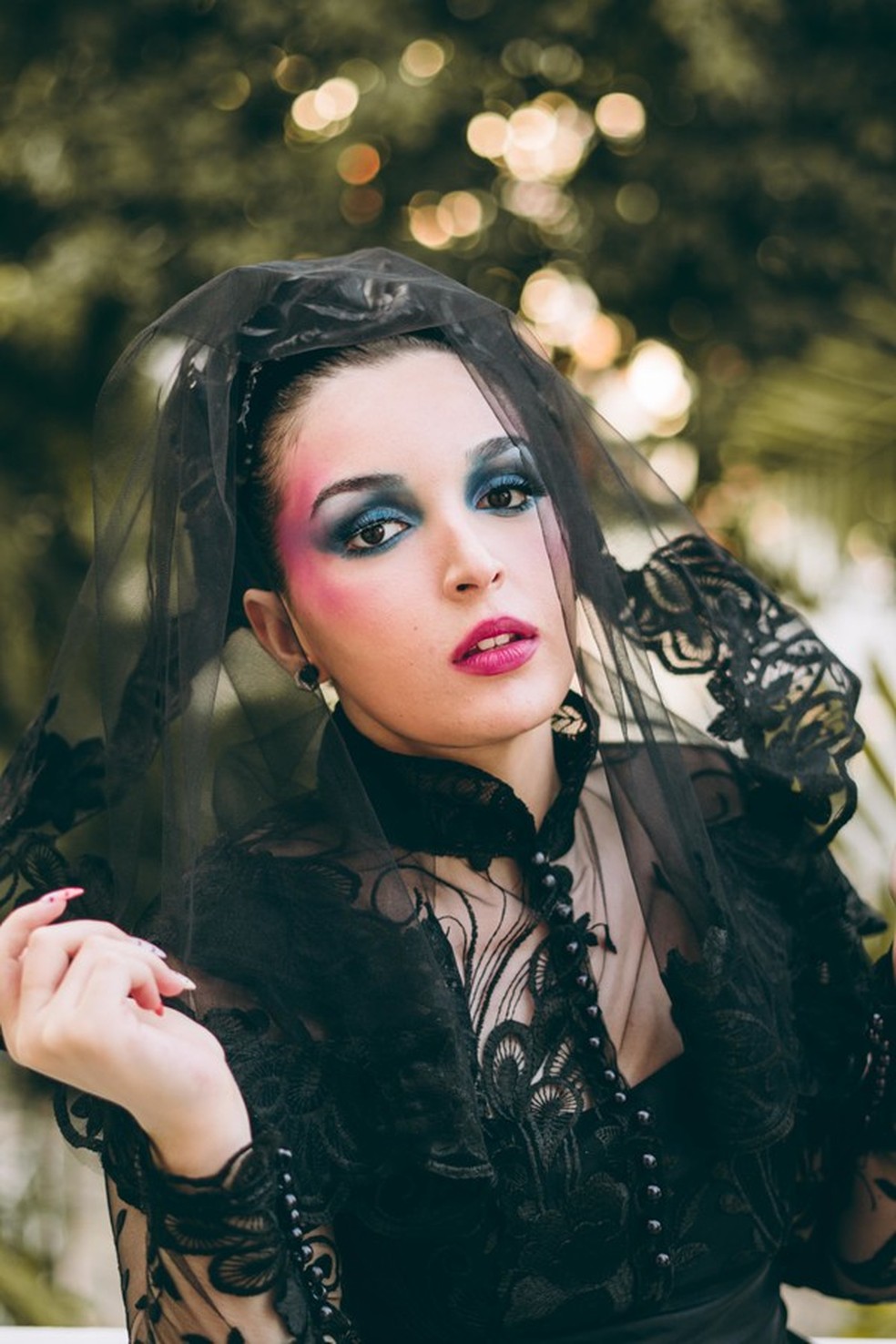 Catha abre as dores de um amor tumultuado em 'Drama Queen'