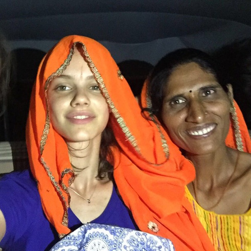 Laura Neiva dá pausa vida de atriz e relata experiência transformadora ...