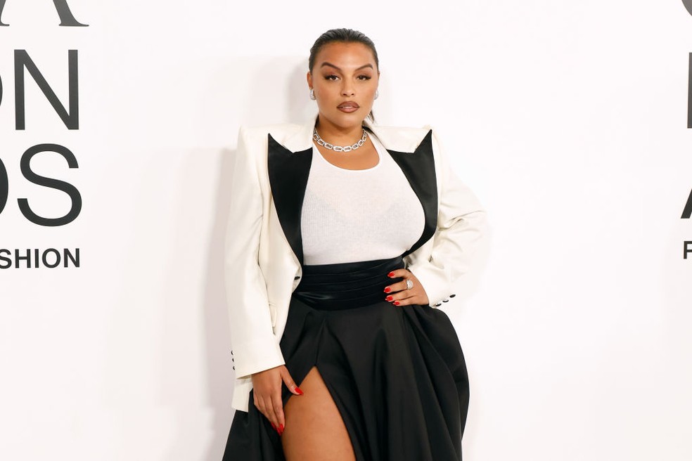 Quem é Paloma Elsesser, eleita a modelo do ano pelo Fashion Awards 2023?