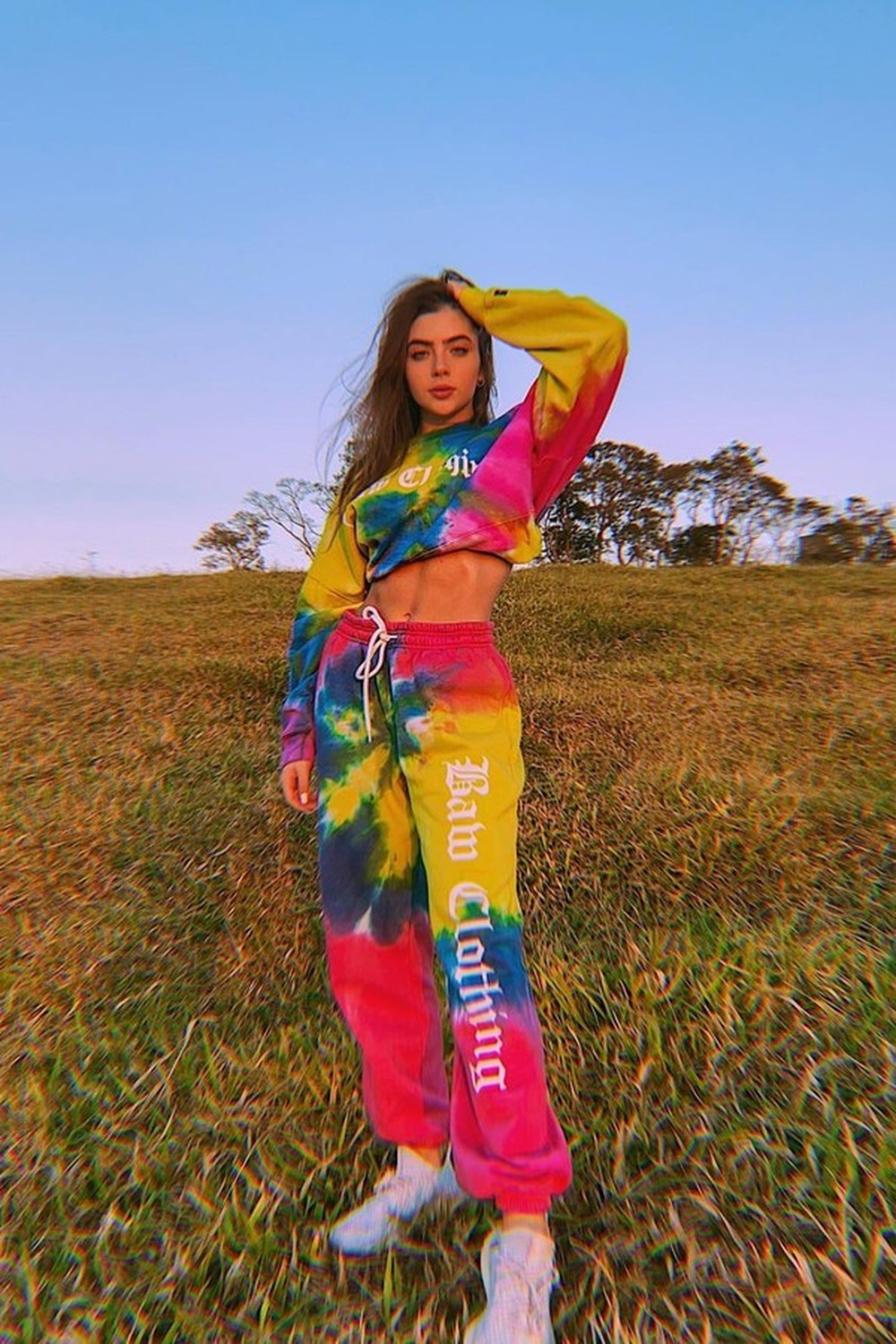 Estética baddie: o que é o estilo que está bombando na internet