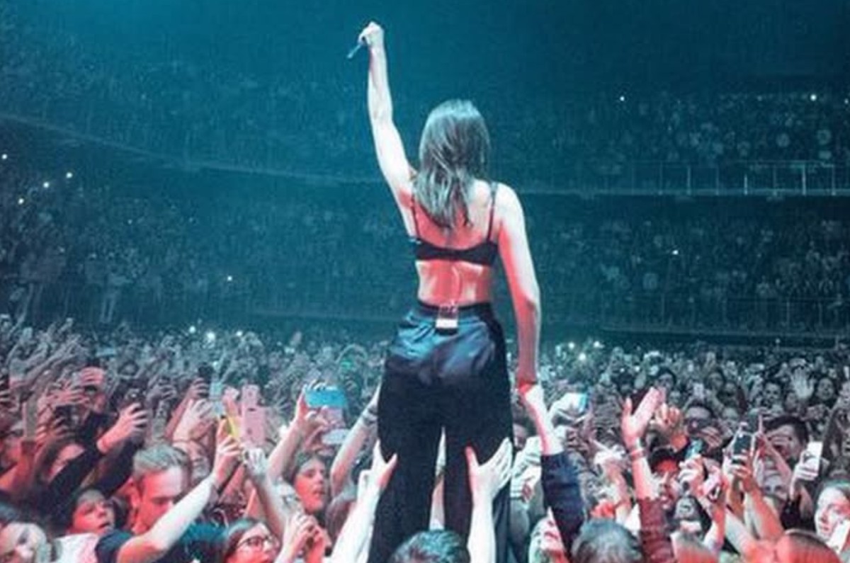 Dua Lipa celebra 10 anos do single 'Be The One': 'Maior do que eu ...