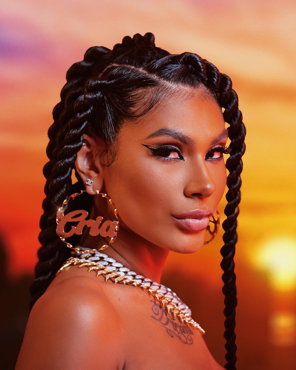 Pocah diz que perdeu 100 mil seguidores após relevar voto