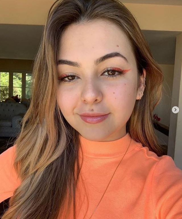Klara Castanho arrasa em make tendência!