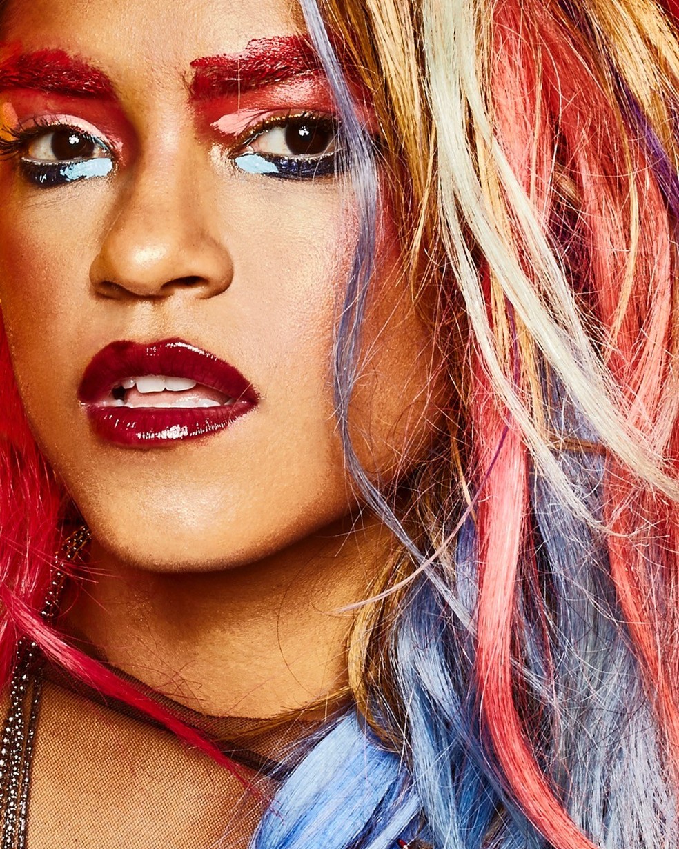 Lucy Alves surge poderosa em ensaio: 'Posso ser o que eu quiser'