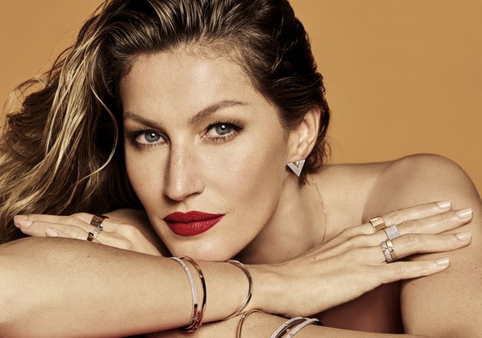 Vivara e Life by Vivara lançam campanhas de Natal com Gisele e Marina ...