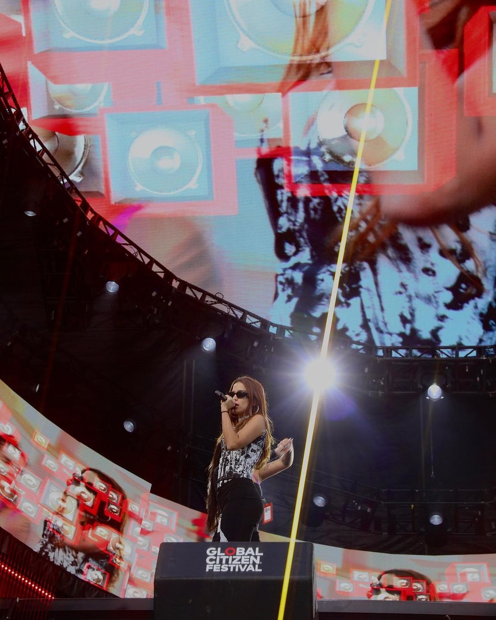 Anitta mostra ensaio para show no line-up de festival em Nova York