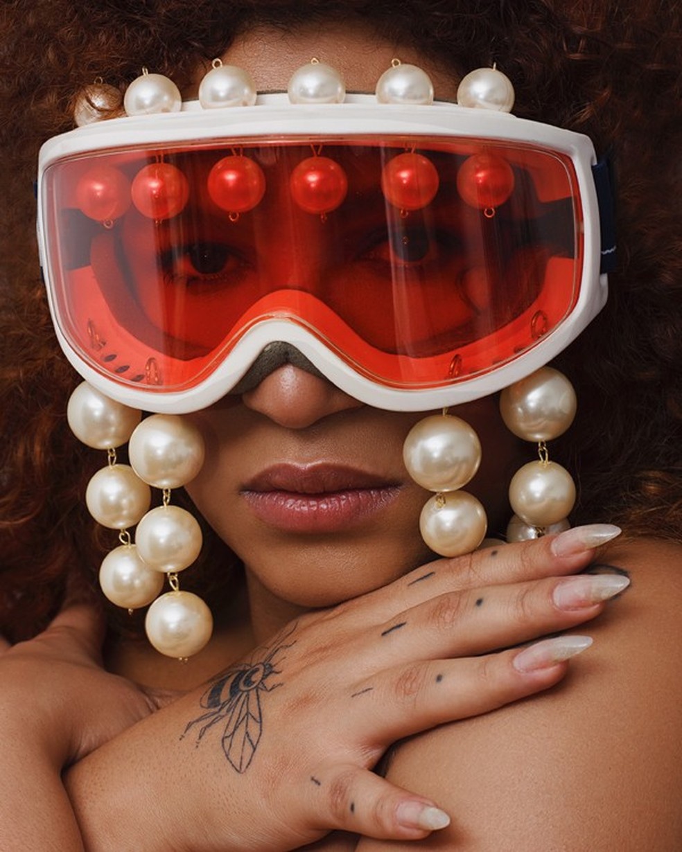 Conheça a história da cantora Mel, ex-Banda Uó, que se reinventa em ...