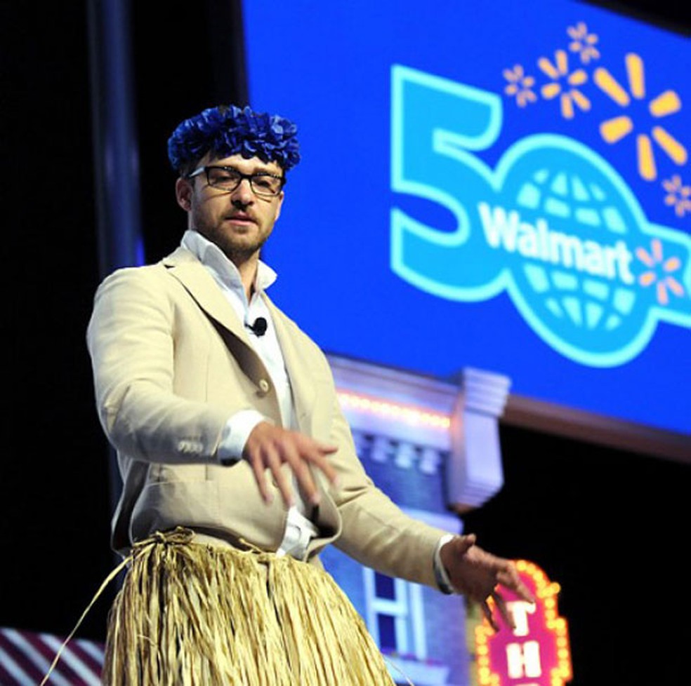 Justin Timberlake adota look de Hula-Hula