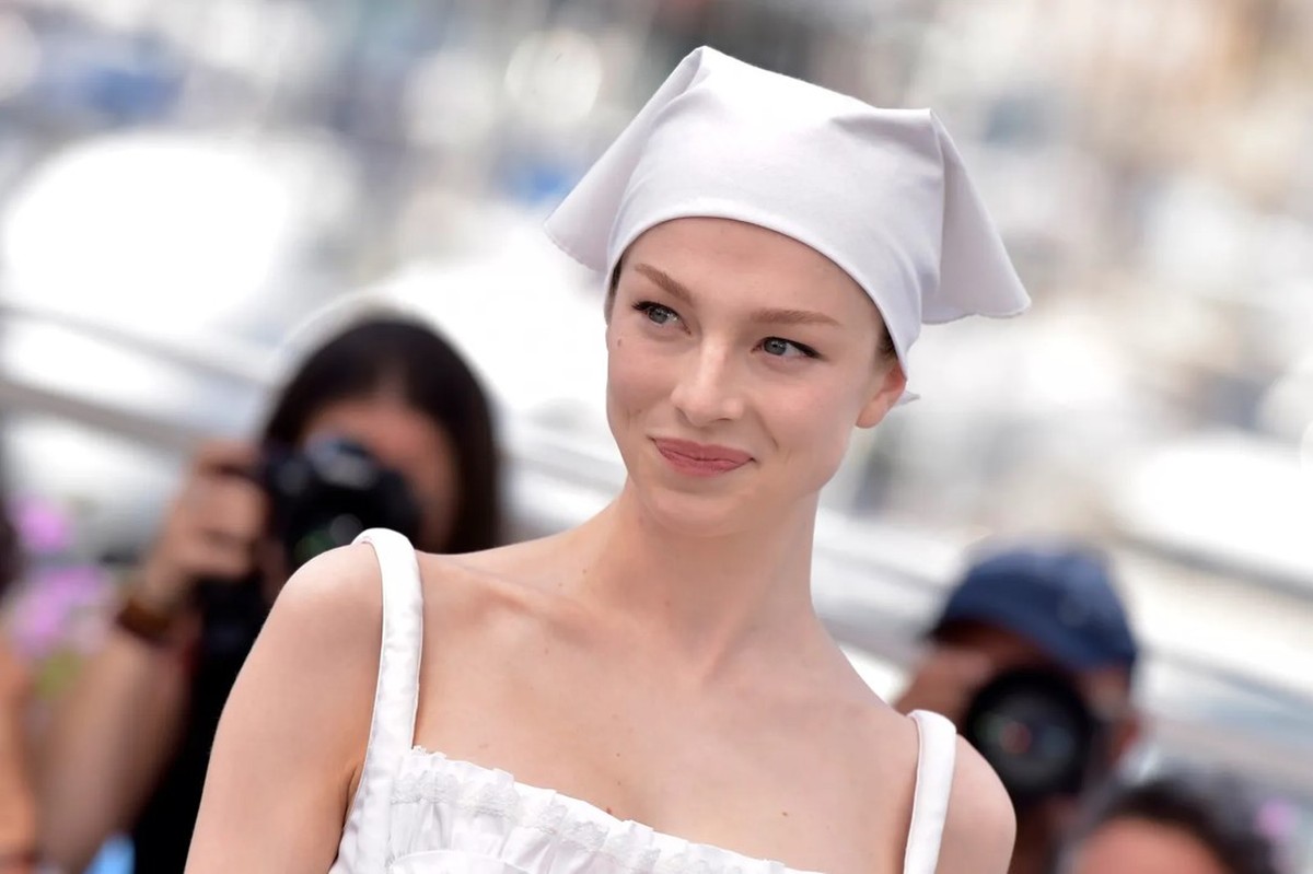 Alerta tendência! Lenço é o acessório da vez para 2024