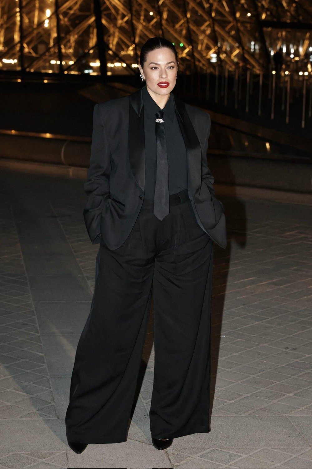 Gala do Louvre reúne famosas e fashionistas em Paris. Veja os melhores ...