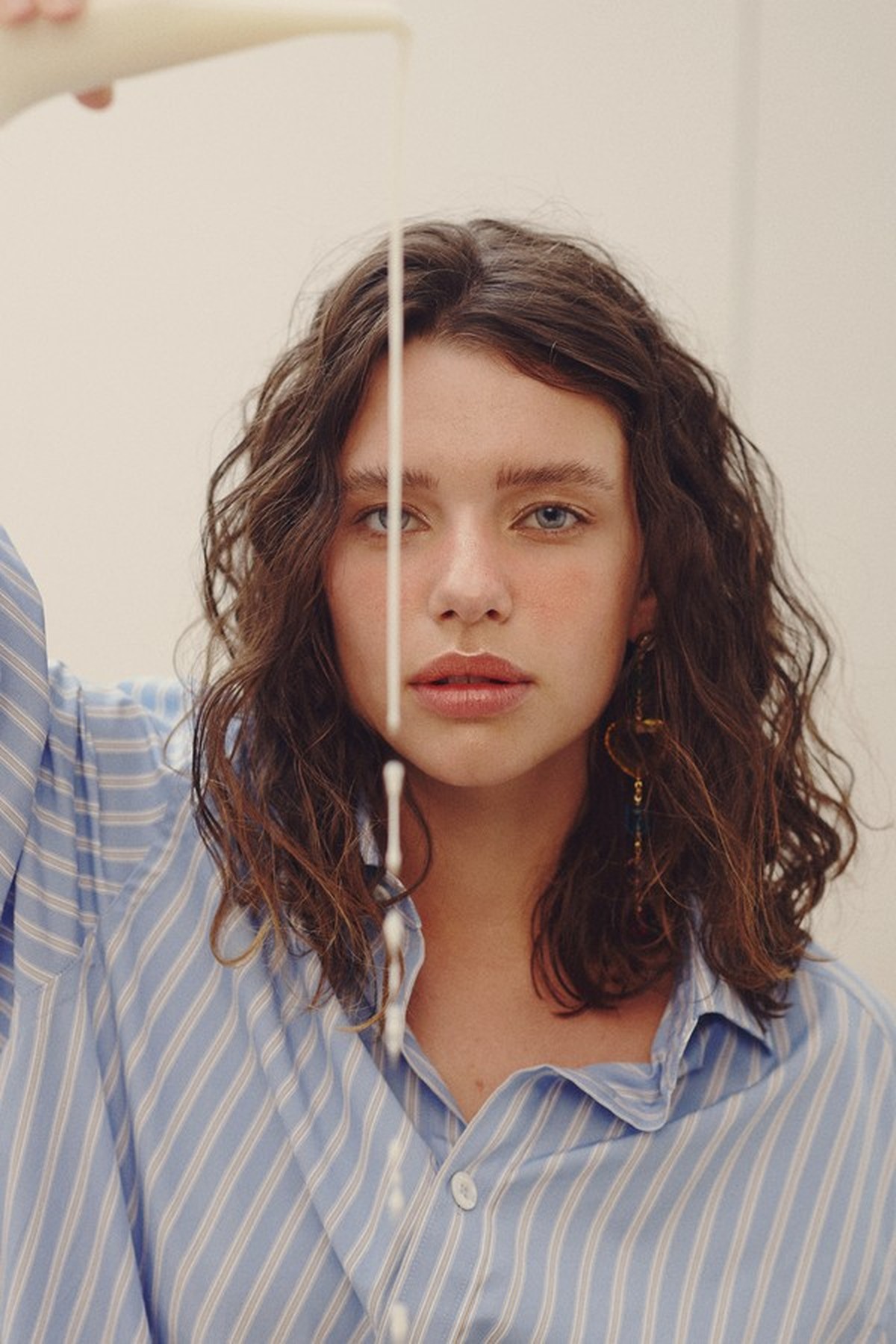 Bruna Linzmeyer sobre pelos: “Devem estar onde a gente quiser!”