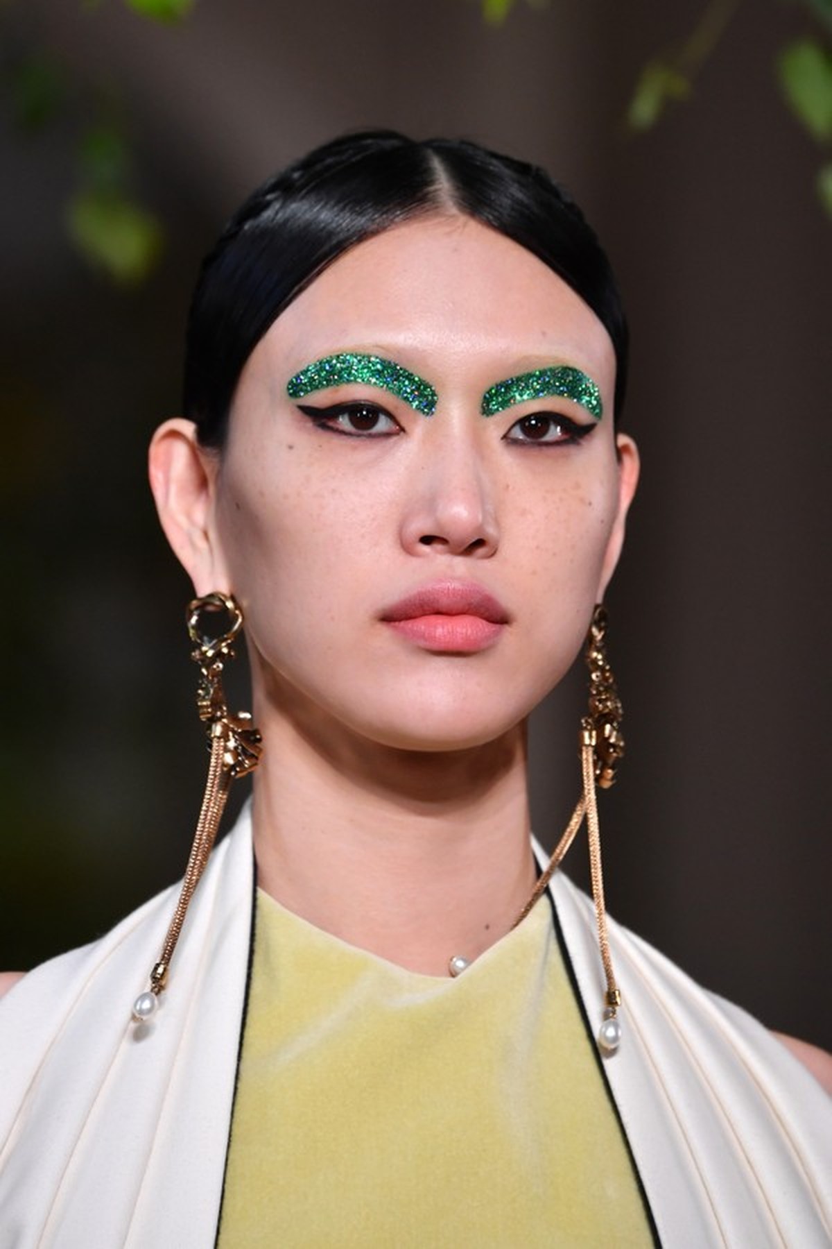 Lifting de sobrancelha com Botox: especialistas explicam tudo o que ...