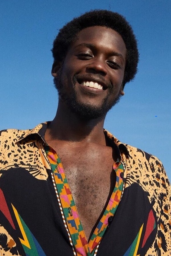 Ator Maicon Rodrigues reflete sobre racismo institucional na música