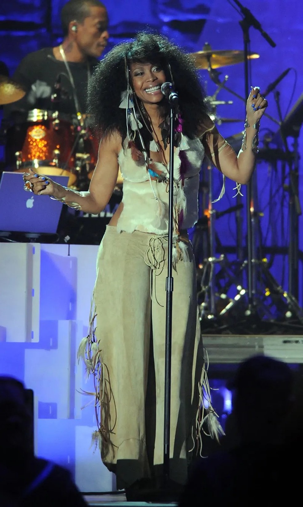 A linha do tempo do estilo de Erykah Badu