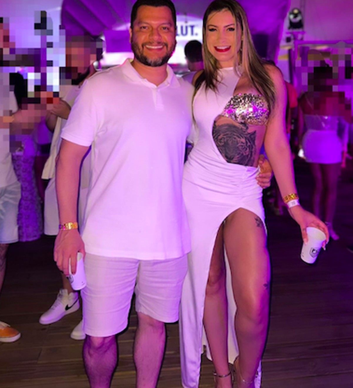 Andressa Urach passa Réveillon com Thiago Lopes e se declara para ex-marido: 'Amo você'