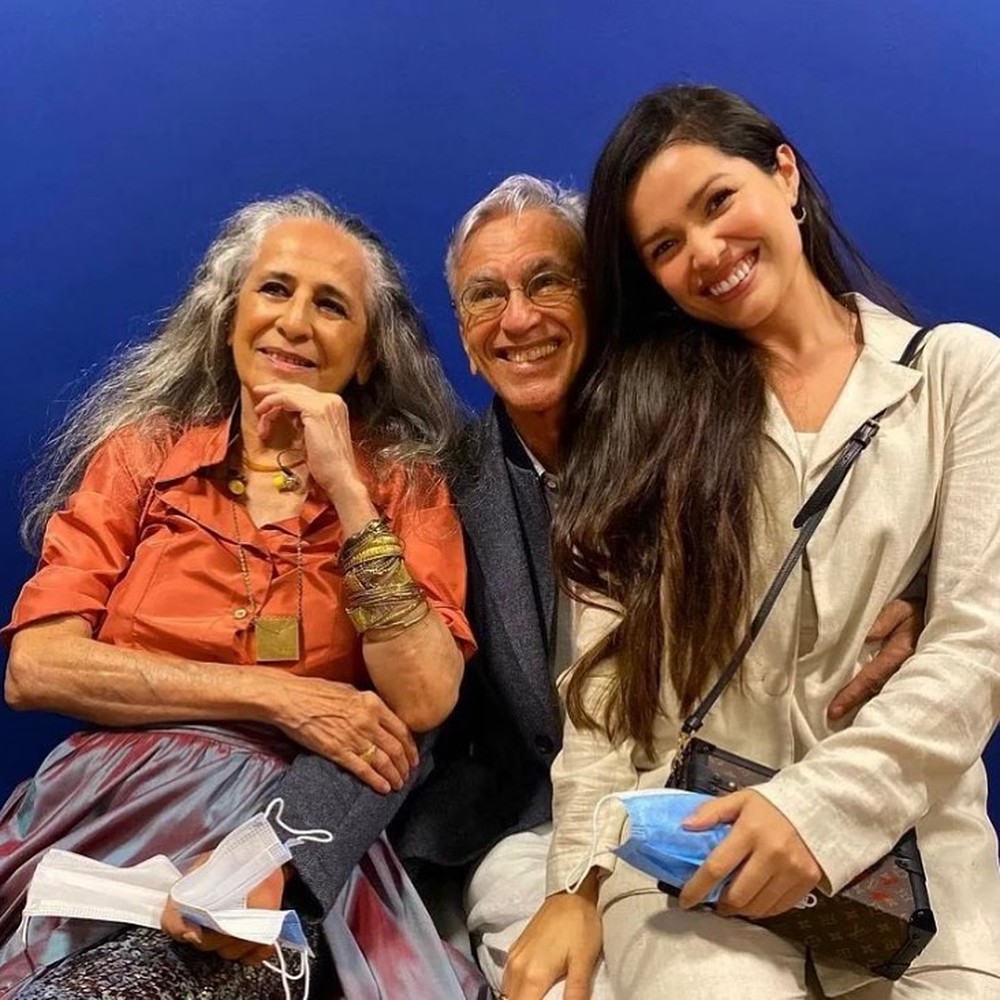 Juliette posa com Maria Bethania e Caetano Veloso: 'Parece um sonho'