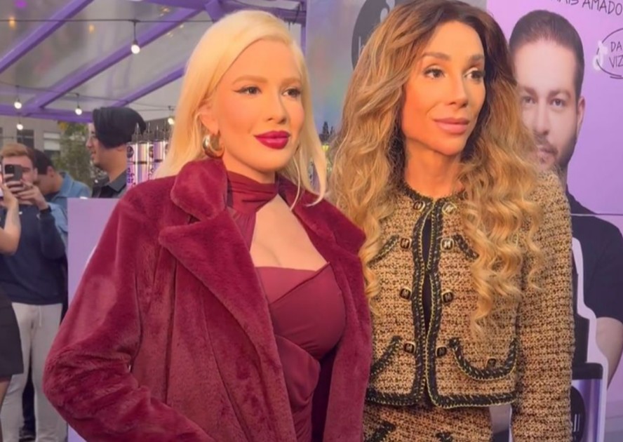 Karoline Lima e Maya Massafera posam poderosas em evento de beleza em SP