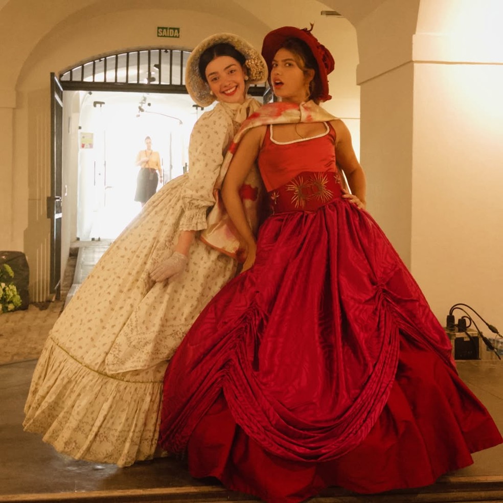 Bruno Montaleone mostra bastidores de novo filme de romance com ...