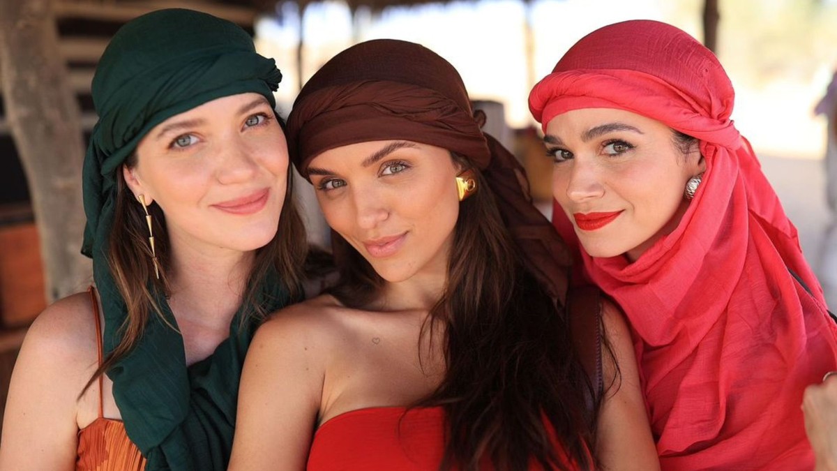 Sabrina Petraglia se emociona e abre álbum de fotos de viagem com Rafa ...