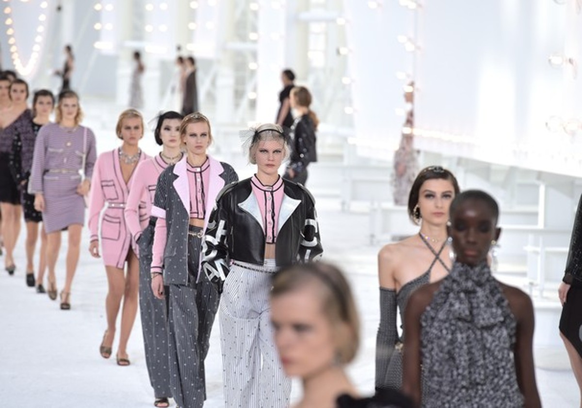 Tudo o que sabemos sobre a volta das semanas de moda presenciais