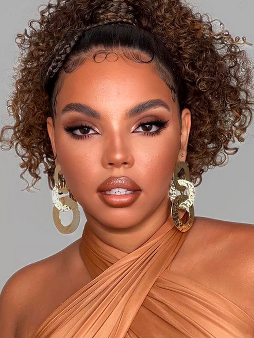 Ex-BBB Pitel faz tatuagem em homenagem ao reality; confira