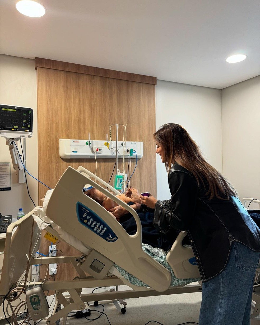 Mari Gonzalez abre álbum de fotos do mês e relembra momentos com Pipo ...
